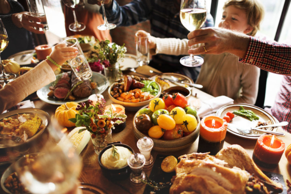 3 Dangers Of Overeating At Thanksgiving - Center for Family Medicine ...
