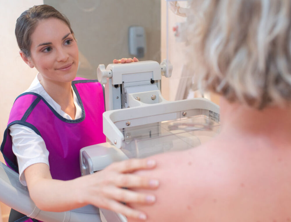 4 Tips For Choosing Contraception While Breastfeeding: Birth Control ...